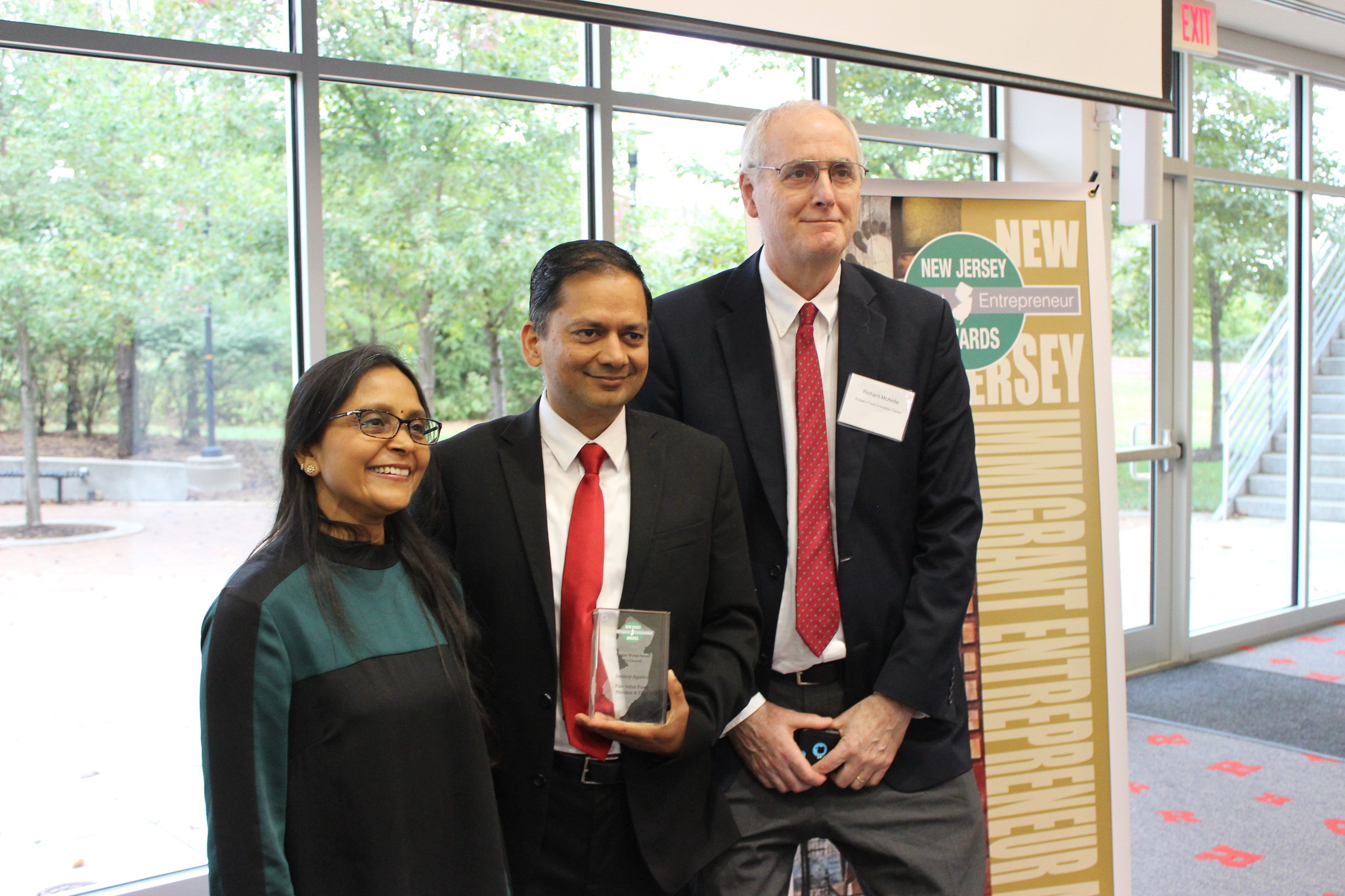 Sandeep Agarwal Receives the New Jersey Immigrant Entrepreneur Award ...
